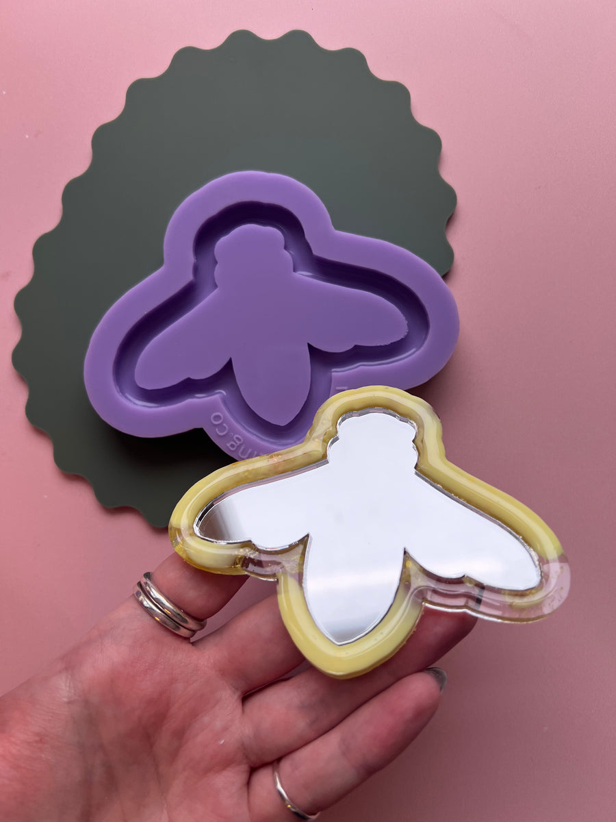 Cheeky Peach Pocket Resin Mirror Mould – Make It Amazing